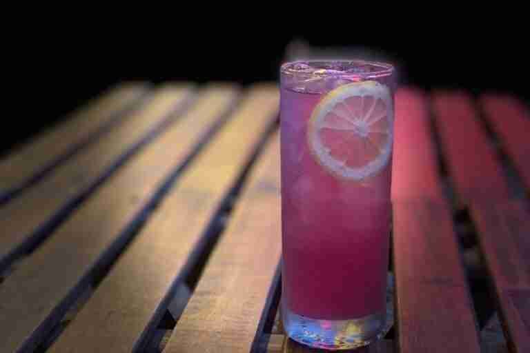 Simple Butterfly Pea Flower Cocktail Recipe
